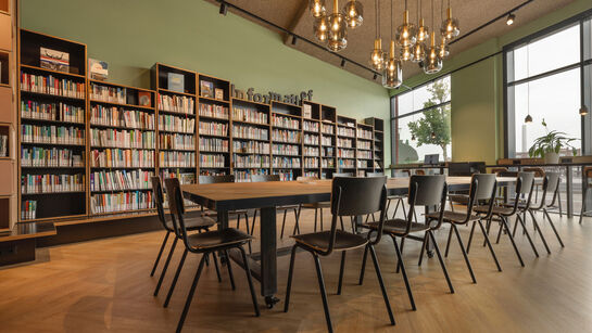 Uithoorn opent nieuwe bibliotheek in nieuwbouwproject De Rede | Stedebouw & Architectuur